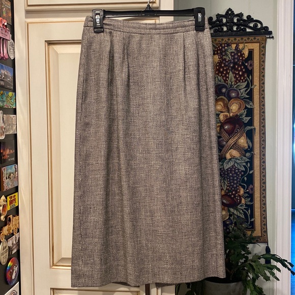 Mark Shale | Skirts | Vintage Mark Shale Tweed Black And Tan Pencil ...